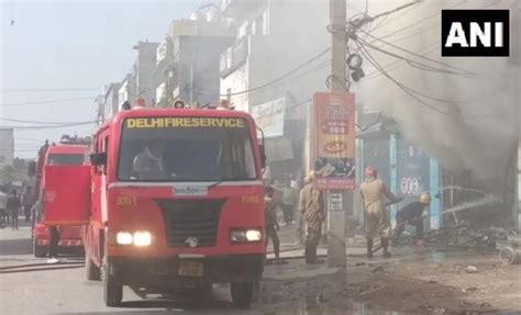 Breaking Fire Breaks Out In Rohini