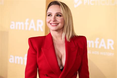 Fiery Hayden Panettiere Slays In A Sexy Red Blazer Dress At The 2022
