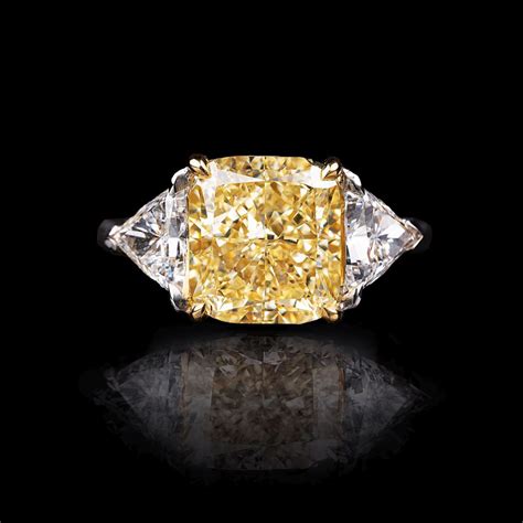 Exzellenter Fancy Diamant Ring Mit River Diamanten 104222