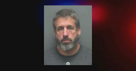 Police Use Satellite Signal To Control Stolen Car Arrest Suspect