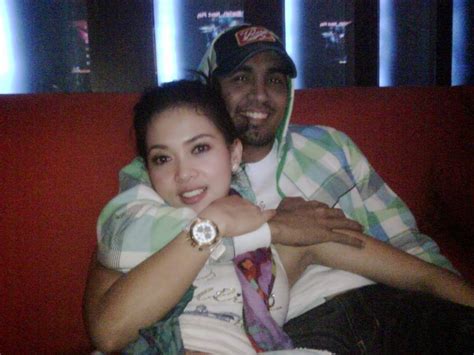 Heboh Foto Foto Pose Hot Dan Sensual Syahrini Power Game