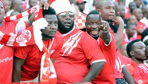 MASHABIKI WA SIMBA MZUKA UMEPANDA UNAJUA KWANININI ISHU IKO HIVI Soka La Bongo