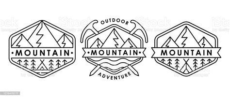 마운틴 로고 벡터 일러스트 세트입니다 산 배지 디자인 벡터 템플릿 디자인입니다 야외 모험에 대한 유행 산 로고 디자인 벡터