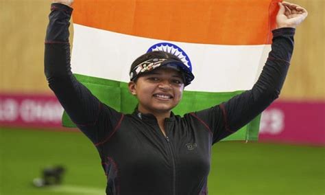 Asian Games Shooter Sift Kaur Samra Bags Gold Ashi Chouksey Gets Bronze