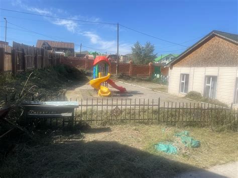 Байгууллагын хашааны гадна болон доторх шарилжийг хадаж ажиллаа БАГАЧУУД ХҮНС ОНӨААТҮГ