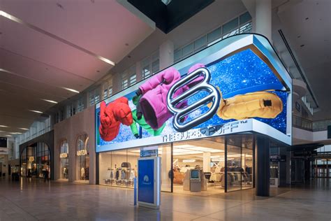 Aritzia Outlines Growth Momentum At Icr Conference