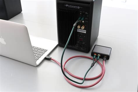 What Are Powered Speakers And How Do They Work