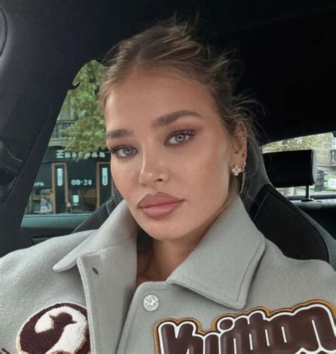 Sofija Milošević Brutalnom Figurom Zapalila Mreže Manekenka Pokazala