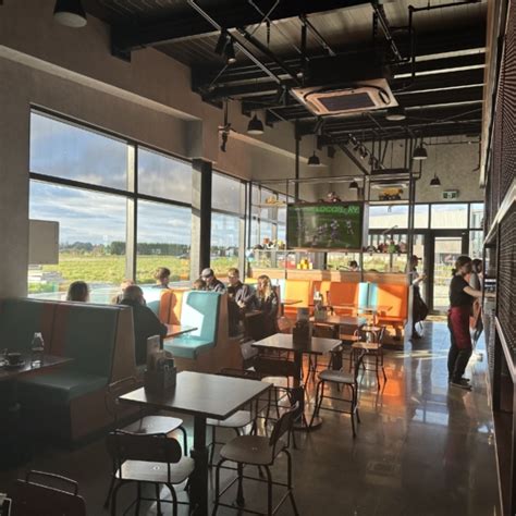 Joes Garage Ravenswood Central