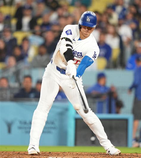 ドジャース、今季初のサヨナラ勝ち 3戦全敗の延長戦で23歳ルーキー決めた 大谷翔平は同点打 Mlb写真ニュース 日刊スポーツ