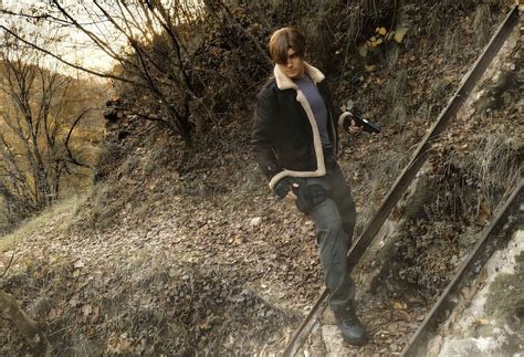 Leon S Kennedy Cosplay Resident Evil 4 By Ivannathancosplay On