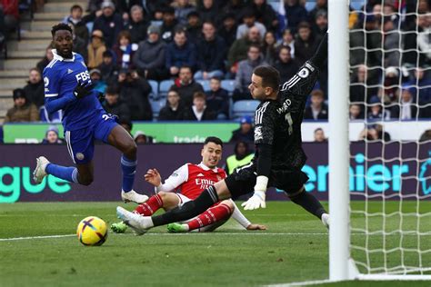 Premier League Roundup Gunners March On With Win Over Foxes As