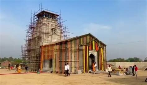 Just Like The Kedarnath Temple Kedareshwar Temple Is Being Built In