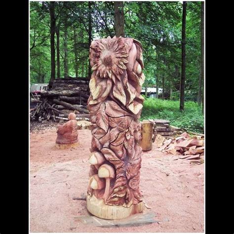 Tree Trunk Sculptures Tree Carving Tree Art Tree Artwork