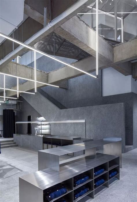 Jhw Retail Store Design Retail Interior Retail Space Design