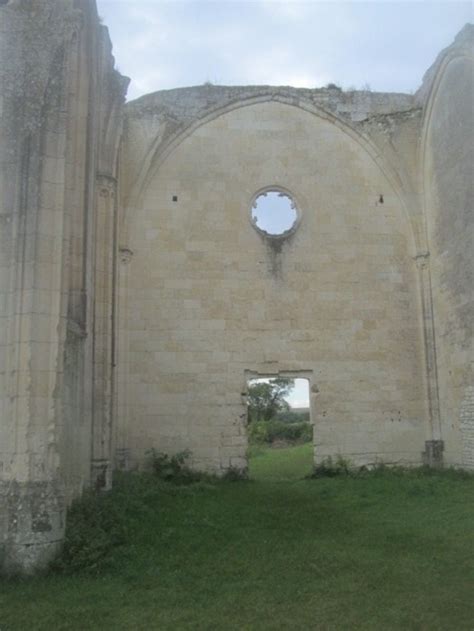 Visiter Collégiale des Roches Tranchelion préparez votre séjour et