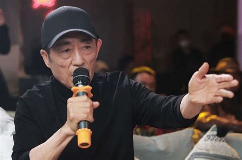 移民風波後首露面 馮小剛送導演何平最後一程 中港最吸睛 娛樂 世界新聞網