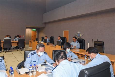 空軍政戰主任主持政戰工作會議 勉展現專業職能 軍聞 空軍政戰主任主持政戰工作會議 勉展現專業職能 青年日報