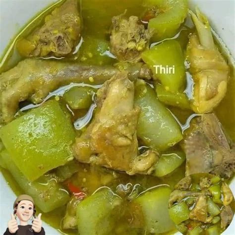 Myanmar Natures Symphony မိုးအေးအေး နဲ့ လိုက်ဖက်တဲ့ ဟင်းတစ်ခွက် ကြက်ဗူးရခိုင်ချက် ကြက်သွန်ဖ