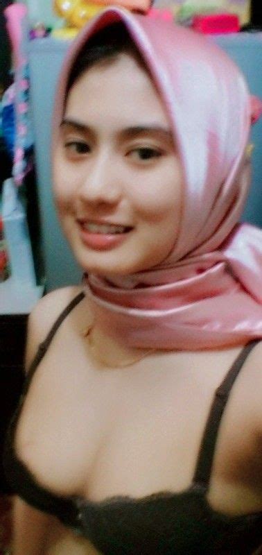 Pin Di Jilbab