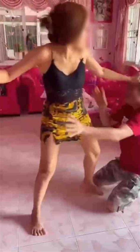 เมียเดือด สั่งผัวกราบเท้าเหยียบหัว ฉุนโกหกถูกตำรวจรีดเงิน Th