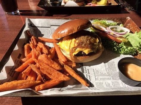Menu At Shindigs Bar And Grill Winfield