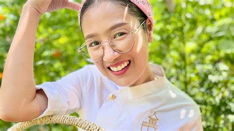 A Brutal Dictatorship Decimated Cambodias Culinary Heritage This Self Taught Chef Is Bringing