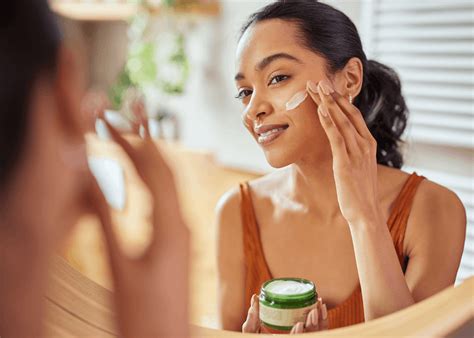 How To Apply Tinted Moisturizer Like A Pro Pvb