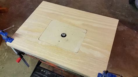 Extremely Simple And Inexpensive Router Table For Around 20 Router
