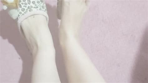 Dangling Slippers Keylanaughty Clips4sale