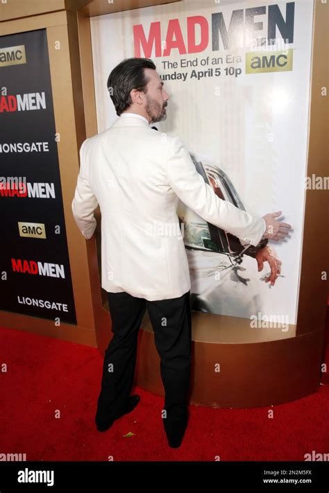 Jon Hamm Arrives At Amcs Black And Red Ball To Celebrate The Final