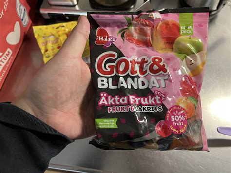 Gott blandat äkta frukt lakrits veganskt godis Vegojakt se