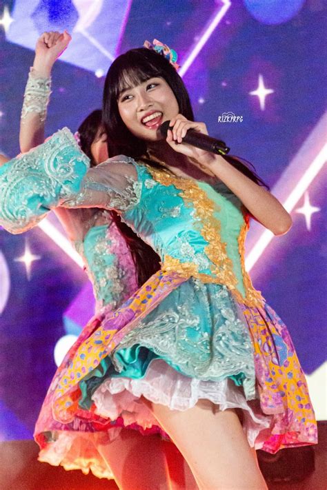 Pin Oleh Jkt48 Members Di Mutiara Azzahra Wanita Terseksi Wanita