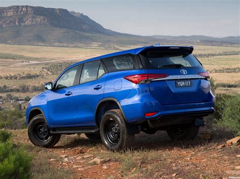 Fotos De Toyota Fortuner Gx Australia 2015