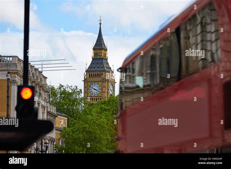 London Big Ben From Trafalgar Square Traffic In UK Stock Photo Alamy