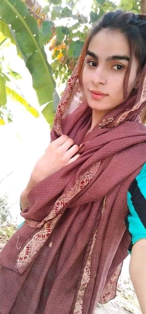 سوله احمدزی