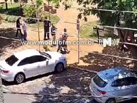 Homem Em Prisão Domiciliar é Preso Por Populares Após Série De Furtos