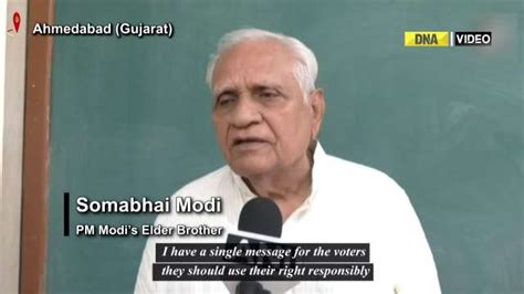 Gujarat Elecction PM Modis Brother Somabhai Modi Gets Emotional As He