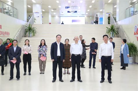 淄博市行政审批服务局 图片新闻 山东省“八五”普法规划中期评估组一行莅临淄博市行政审批服务局指导工作