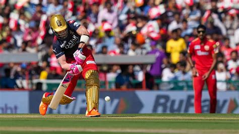 Ipl 2023 Pbks Vs Rcb Mohammed Siraj Faf Du Plessis Give Rcb A 24 Run