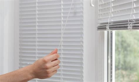How To Install Window Blinds Step By Step For DIY