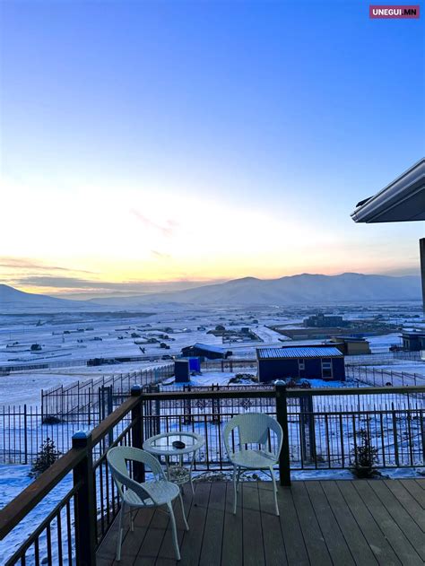 Тэрэлжид караокетэй дотроо нойлтой бүрэн тохижилттой 3 унтлагийн өрөөтэй хаус 588 000