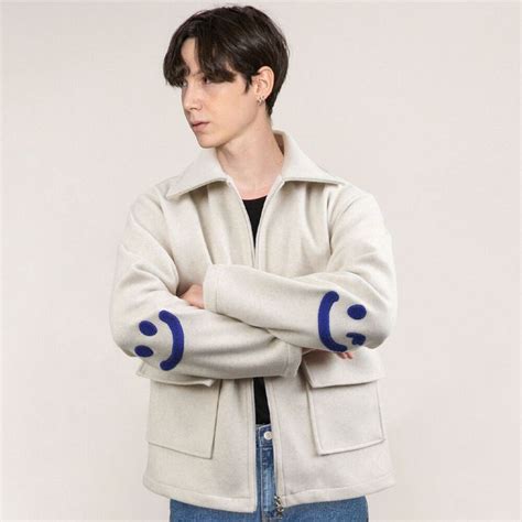 [unisex]엘보우 스마일 드로잉 부클자수 이중지 자켓 2color 감도 깊은 취향 셀렉트샵 29cm