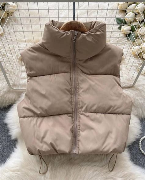 Жилетка — ціна 590 грн у каталозі Жилетки Купити жіночі речі за доступною ціною на Шафі