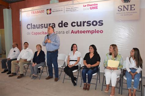 Habitantes De La Paz Recibieron Cursos Gratuitos Para El Autoempleo