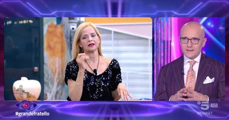 Grande Fratello Sondaggi Televoto Novembre Grecia E Letizia Favorite Crolla Paolo