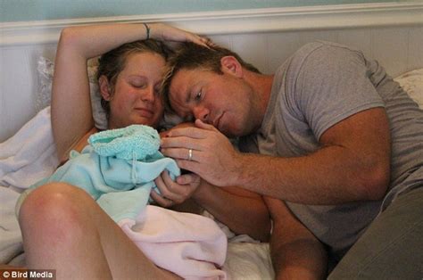 Polyamorous Man In Oakland Californias Two Wives Give Birth Within 30