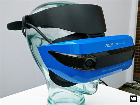 Difference Between Hololens And Acer Windows Mixed Reality Handsets