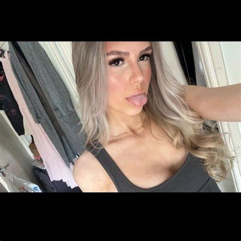 💌mollie Farndale Mollie Farndalexx • Threads Say More