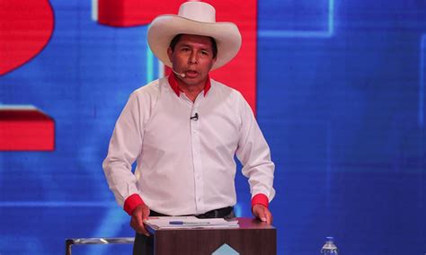Pedro Castillo Sigue Liderando Las Preferencias Con Miras A